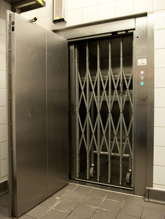 300CP Trolley Lift - Service Lifts